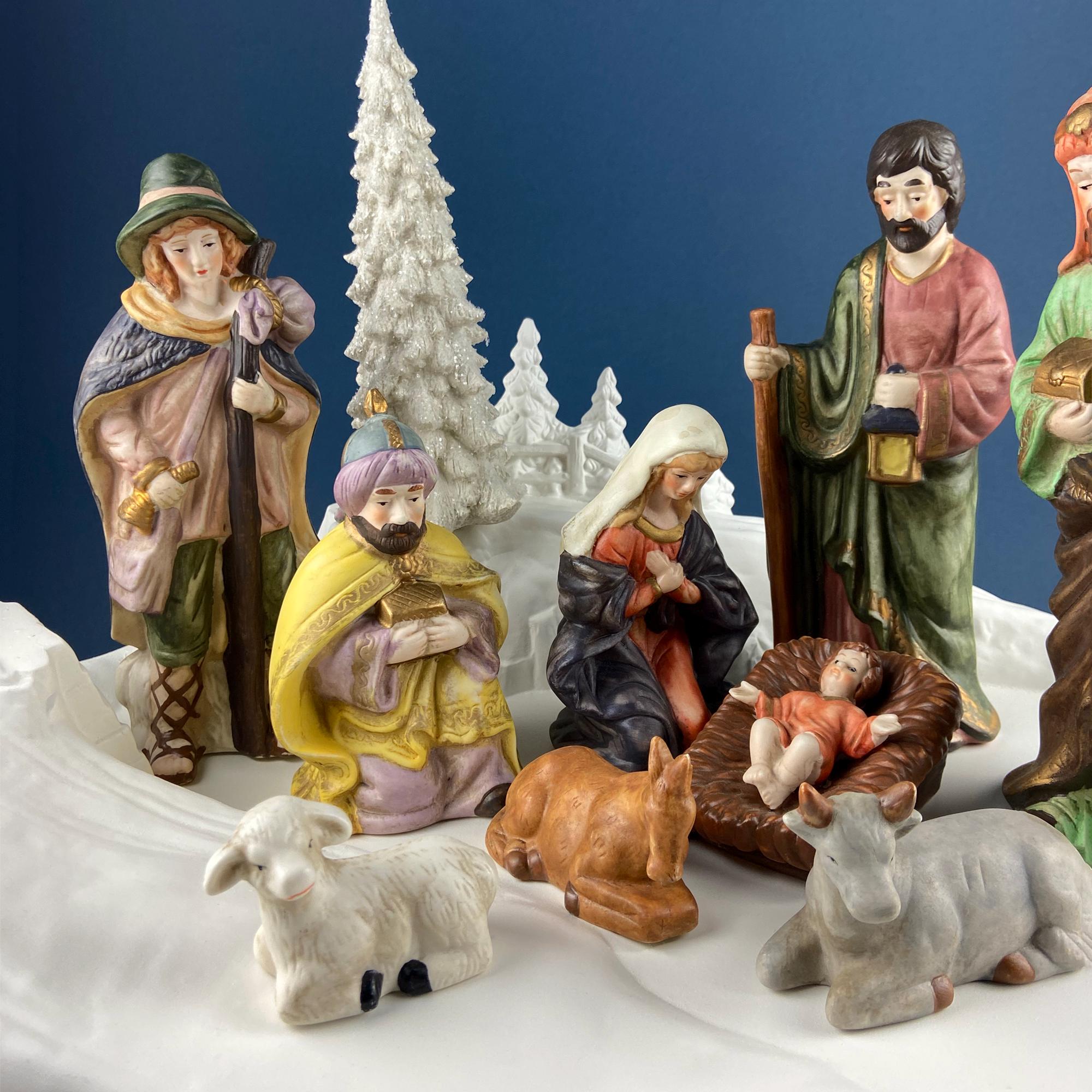 Porcelain Nativity Set. Christmas Fantasy Ltd Nativity Set. 9" Figurin ...